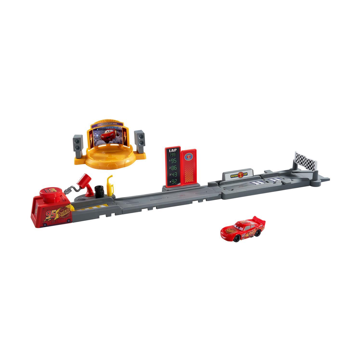 Mattel Disney: Cars Lightning McQueen - Piston Cup Launching Playset ...